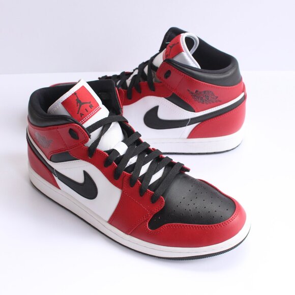 Nike | Shoes | Jordan Mid Chicago Black Toe | Poshmark
